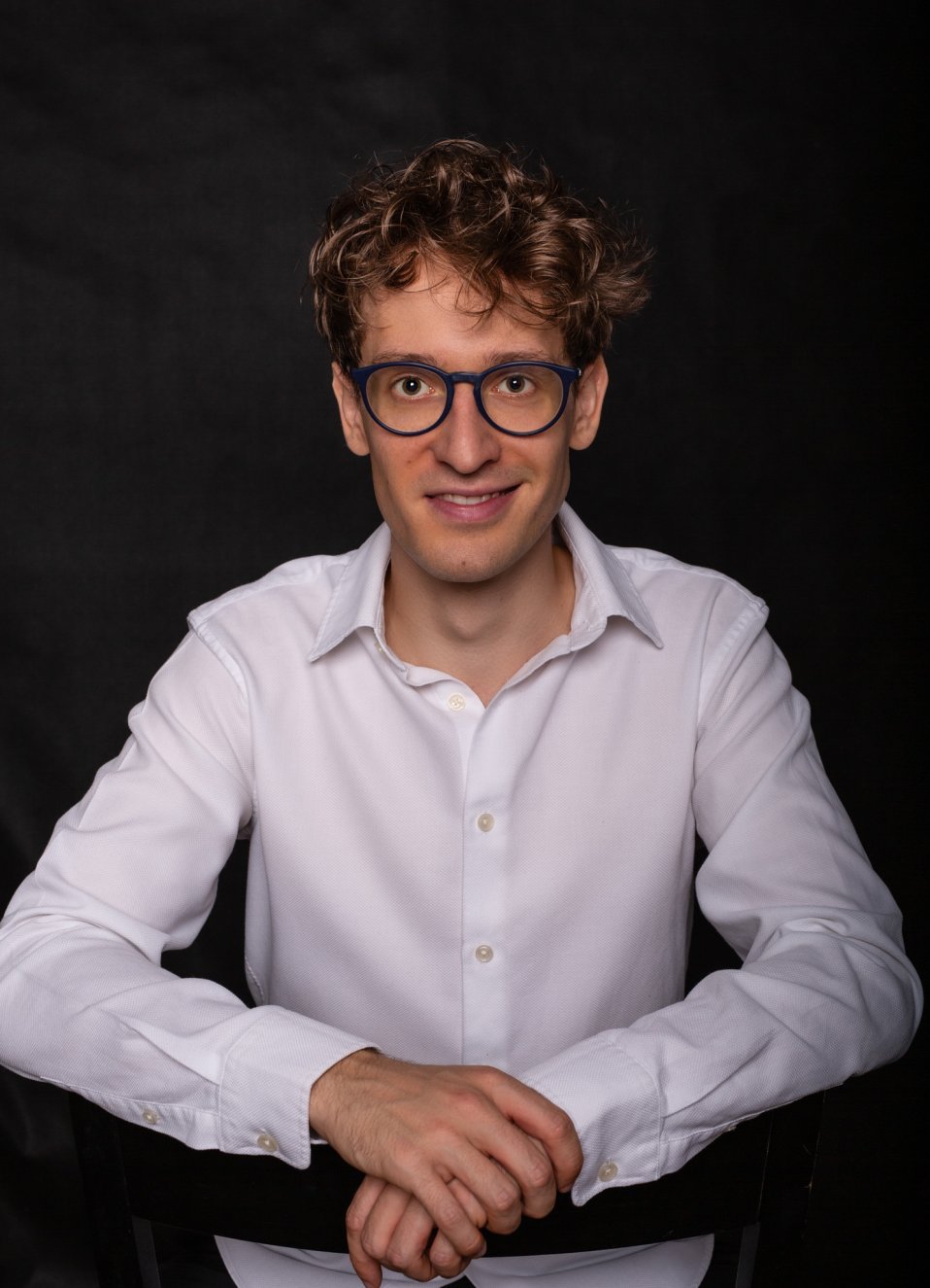 Repertuar – Teatr Bagatela